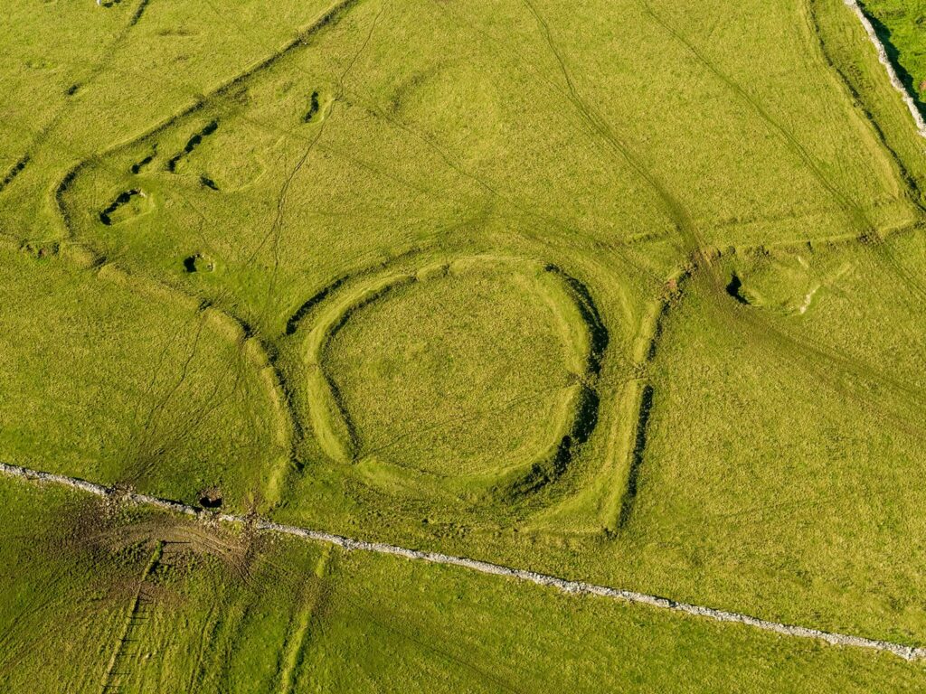 Rathcroghan (Crúachan) ☘️ : activities & accommodation • Go-to-Ireland.com