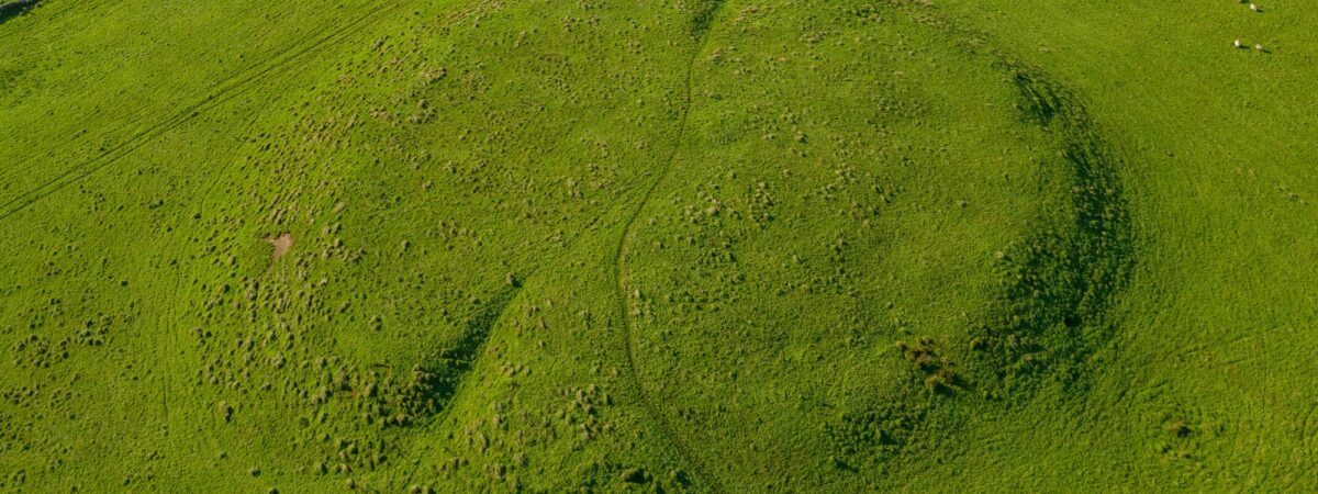 Rathcroghan Mound - Prehistoric Cairn • Go-to-Ireland.com