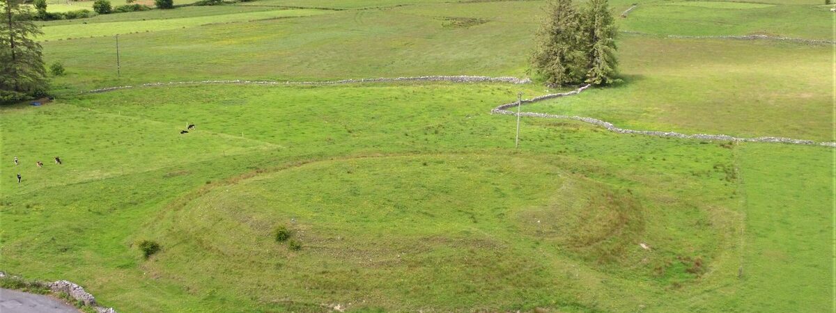 Rathmore - Rathcroghan Fort • Go-to-Ireland.com