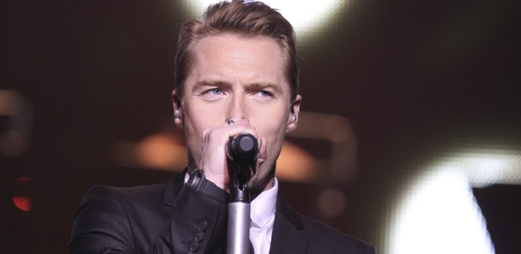 Ronan Keating - Irish artist • Go-to-Ireland.com