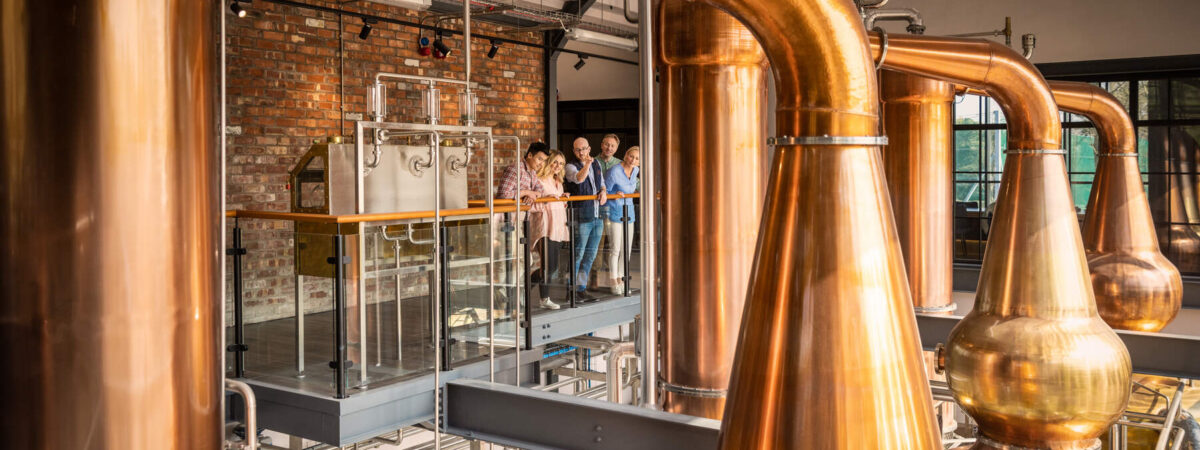 La Hinch Distillery in Northern Ireland • Go-to-Ireland.com