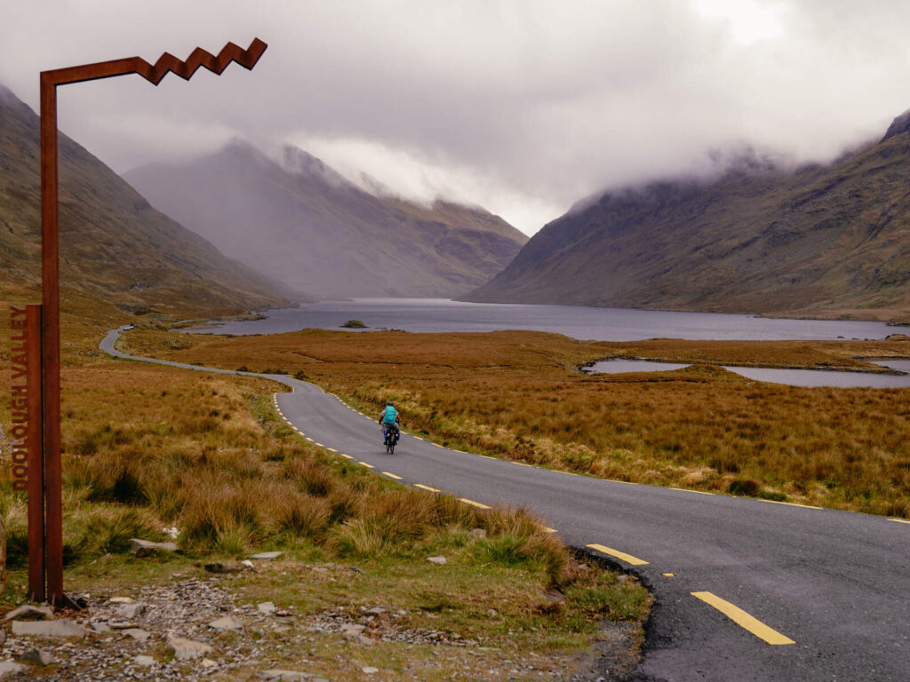 Ireland's most beautiful cycling routes: 10 breathtaking itineraries ...