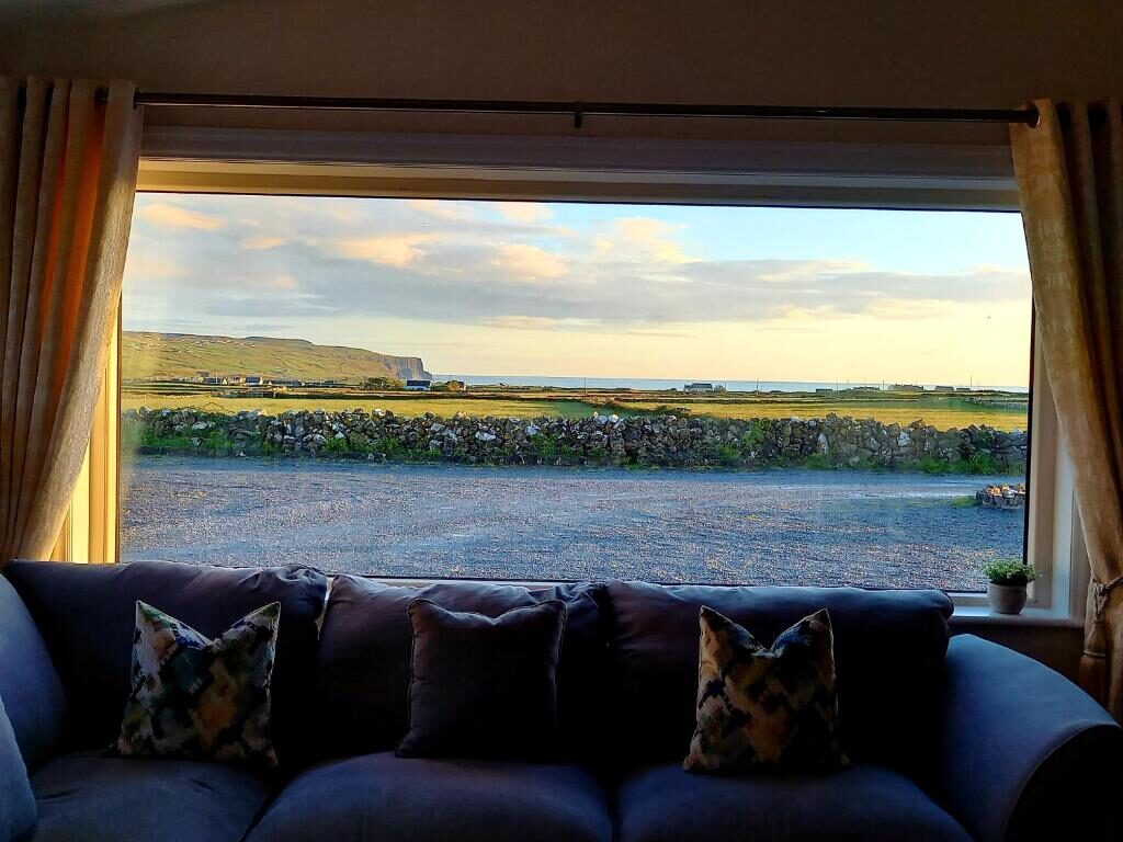 Cliffs View Self Catering @ Limestone Lodge • Go-to-Ireland.com
