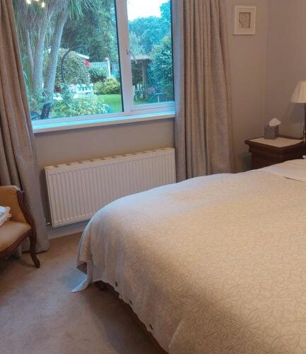 Knockrobin Cottage • Go-to-Ireland.com