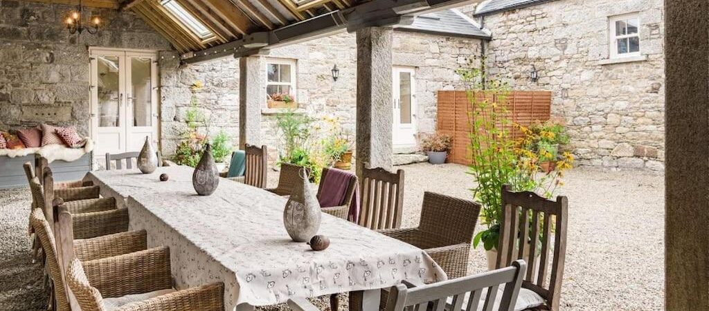 Stunning Granite Barn Conversion • Go-to-Ireland.com