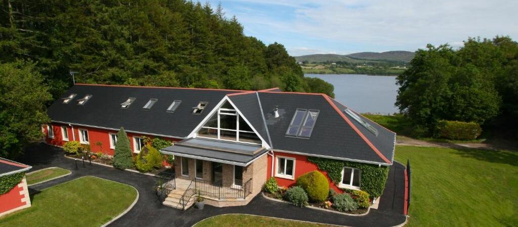 The Lodge @ Harvey's Point • Go-to-Ireland.com