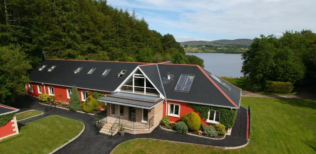 The Lodge @ Harvey's Point • Go-to-Ireland.com